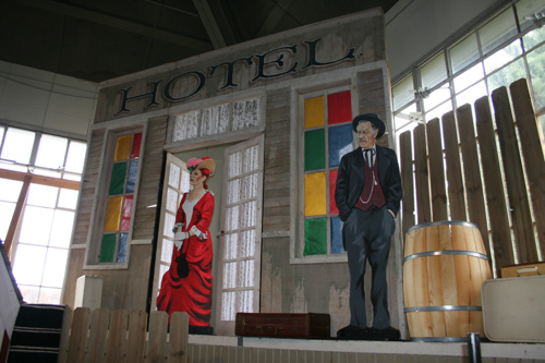 Saloon Facade - Display Group