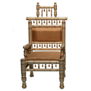 Throne Chair - Display Group